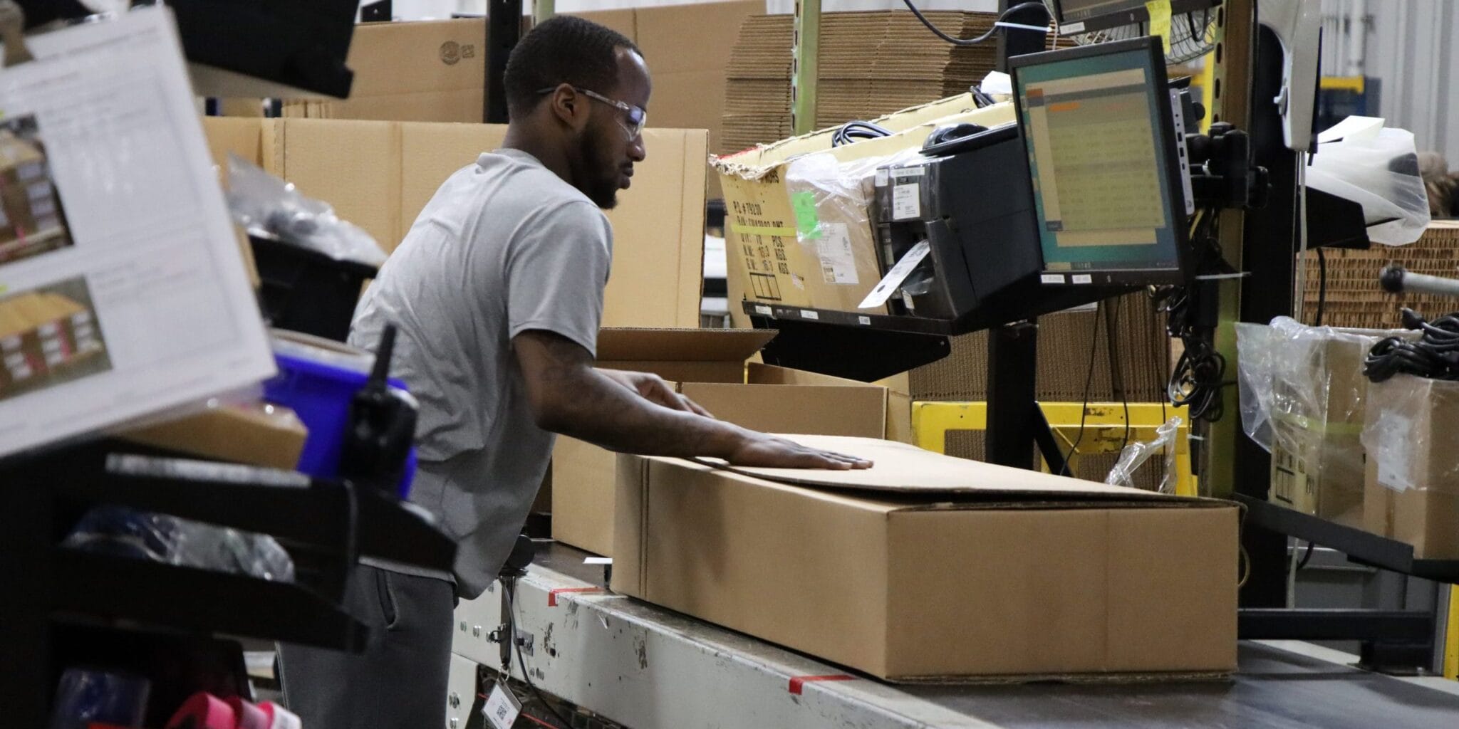| Ergonomic Risks of Manufacturing – And How to Combat Them